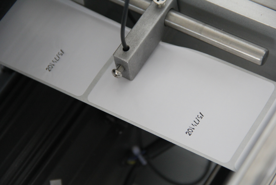 Semi-automatic Round Bottle Labeler Labeling machine with printer ...